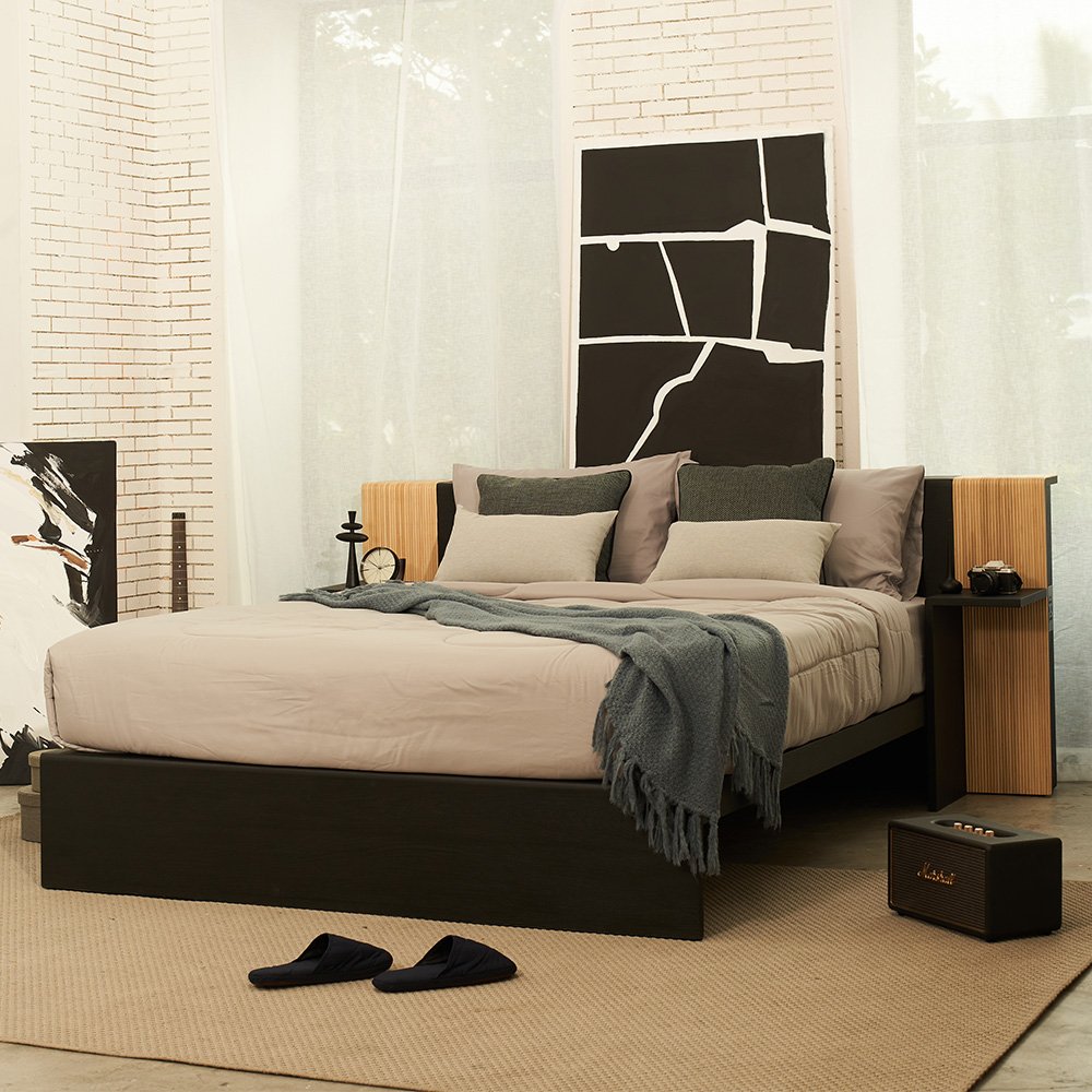 Boxy Bed - Corner 43 Decor